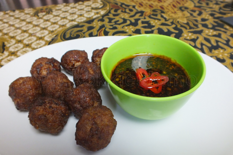 Javaanse gehaktballetjes / Javaanse burger - Black Angus